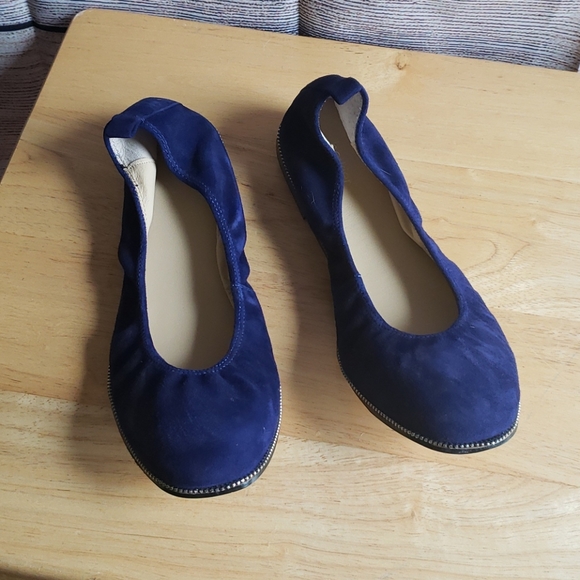 Botkier | Shoes | Botkier Flats | Poshmark